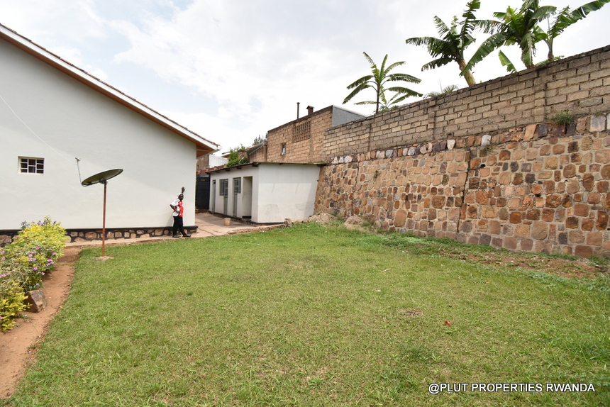 House with Spacious Plot for Sale in Kibagabaga – Real Estate | Rent ...
